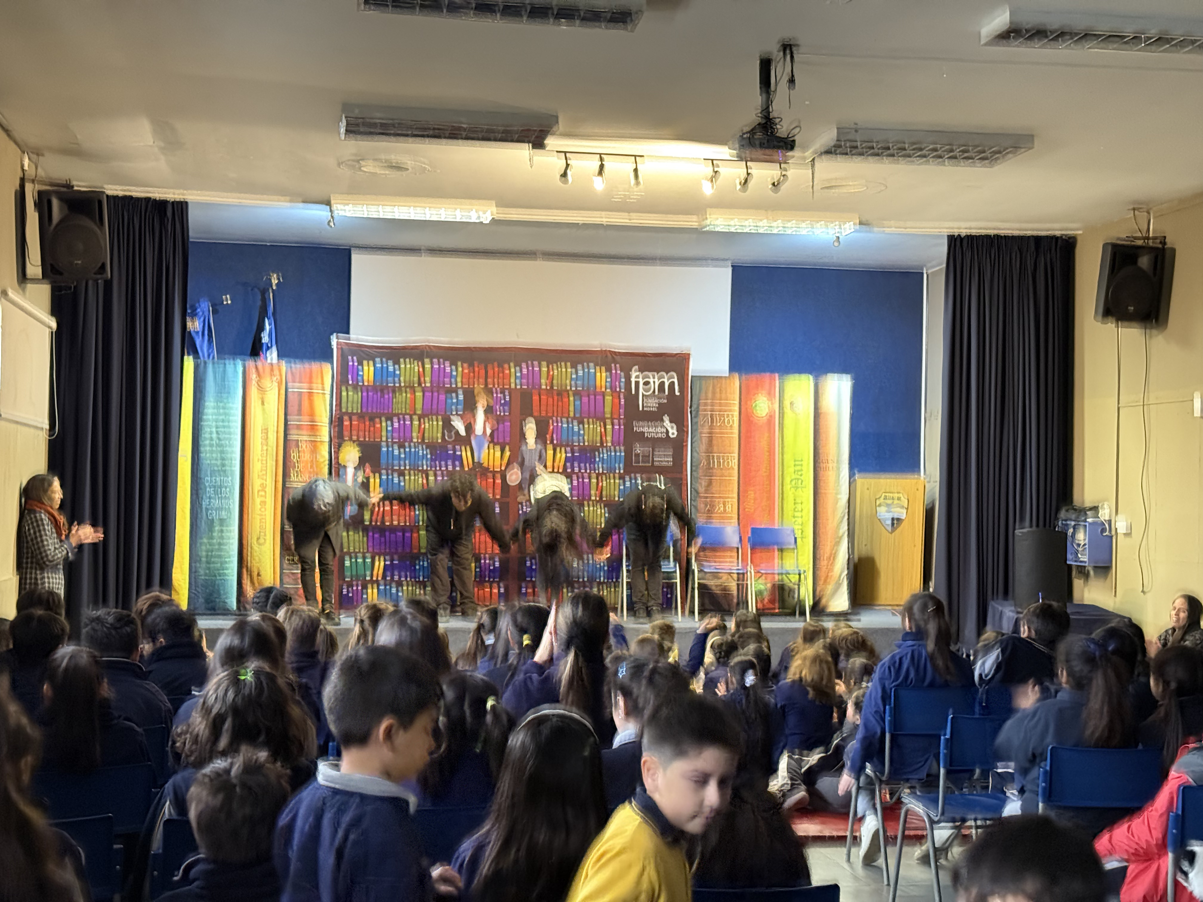 Colegio Altazor | Obra de Teatro Leer es Poder